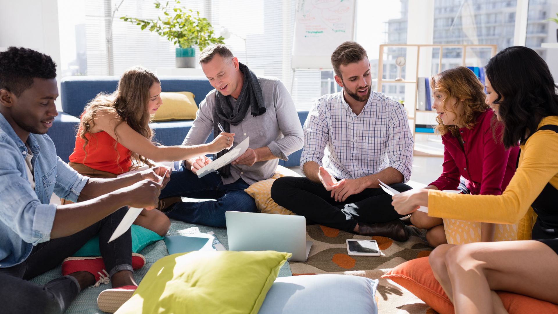 How to Identify Your SaaS Target Market - Teknicks